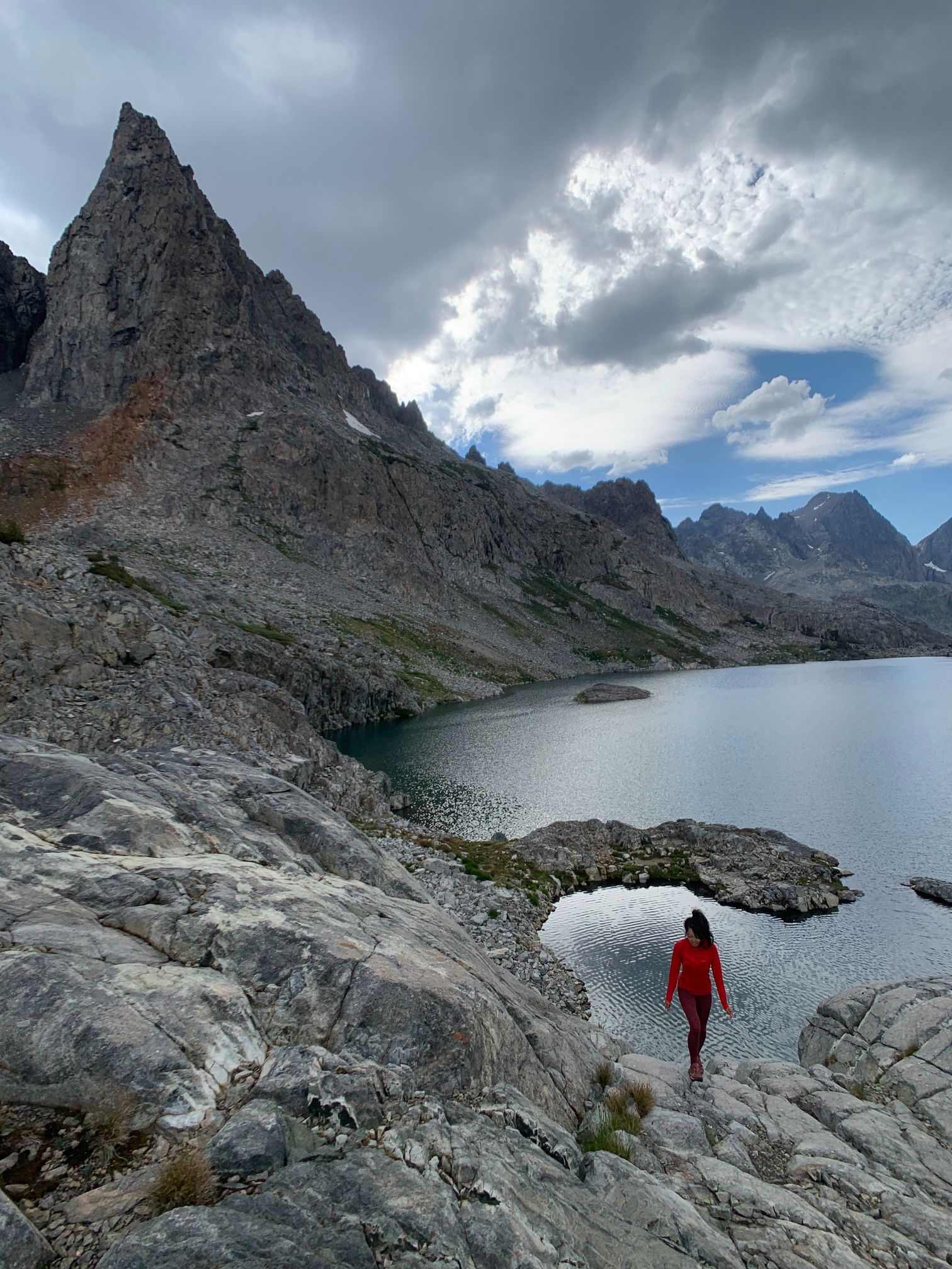 Backpacking Minaret Lake Loop & Climb Volcanic Ridge in Mammoth ...